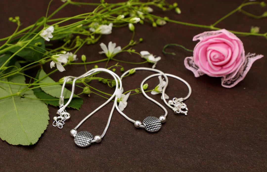 Modern Silver Anklet Designs in India – Stylish Picks for Daily Wear